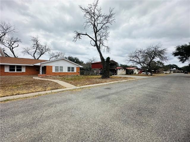 Single Family: MLS #471438