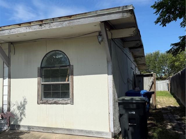 Single Family: MLS #474890