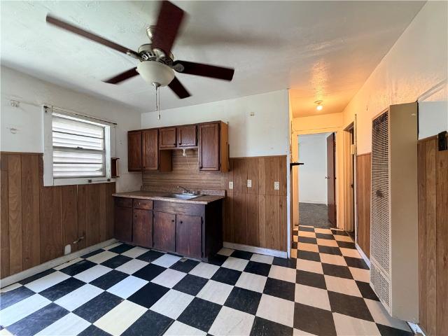 Single Family: MLS #480093