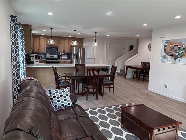 Single Family: MLS #480151