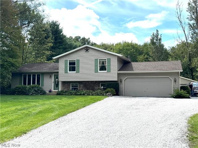 Single Family: MLS #5240