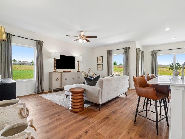 Single Family: MLS #530568