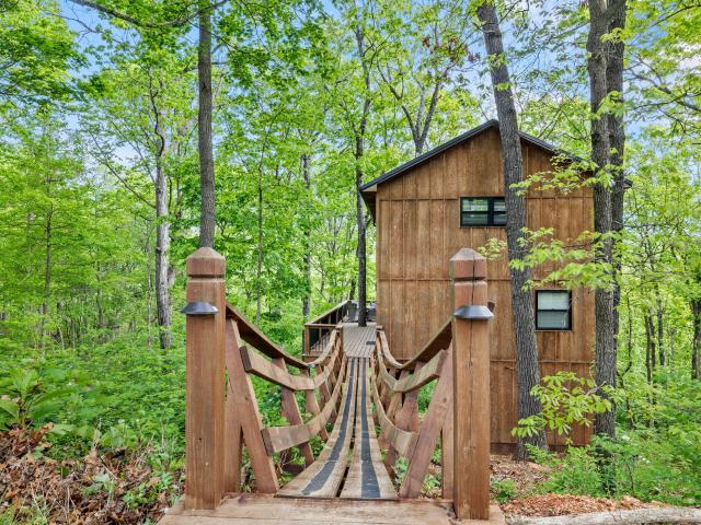 Single Family: MLS #60327