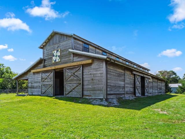 Single Family: MLS #60327