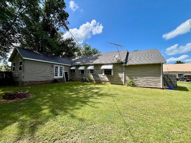 Single Family: MLS #60328