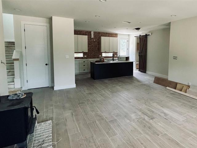 Single Family: MLS #7766