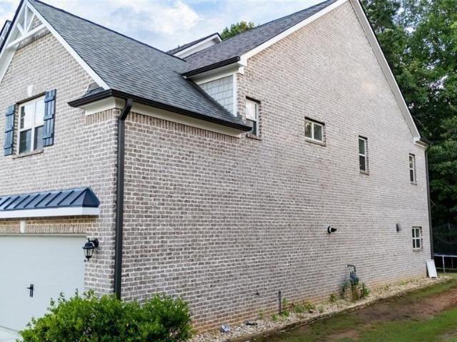 Single Family: MLS #7794