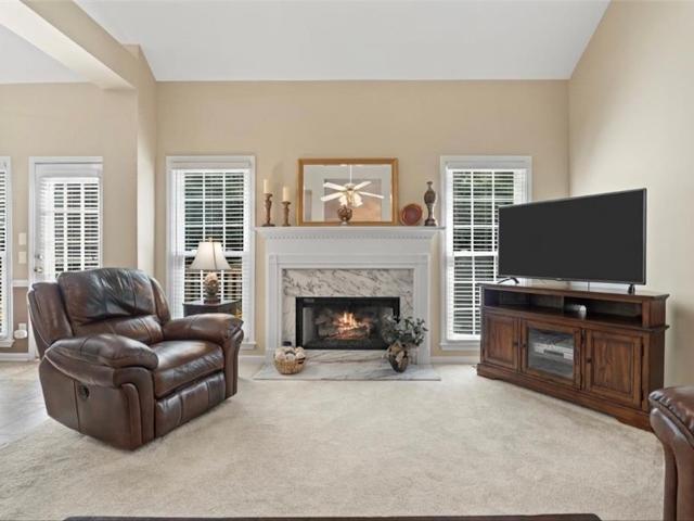 Single Family: MLS #7803