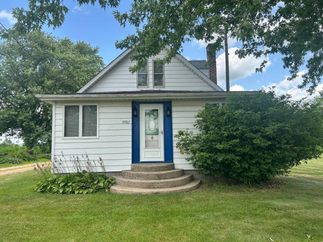Single Family: MLS #843024