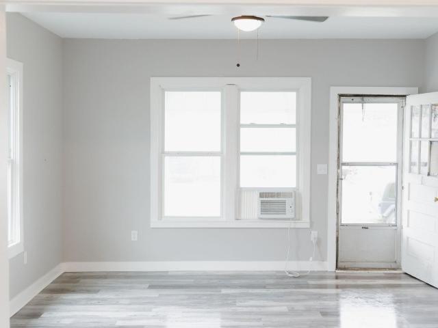 Single Family: MLS #100539