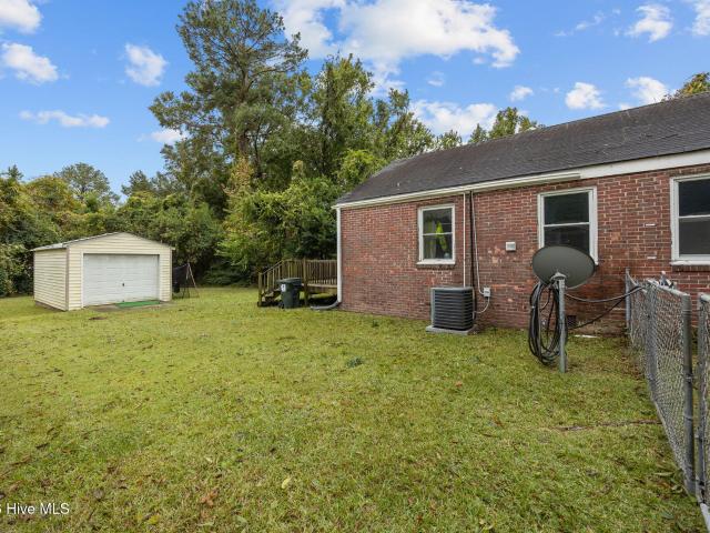 Single Family: MLS #100582