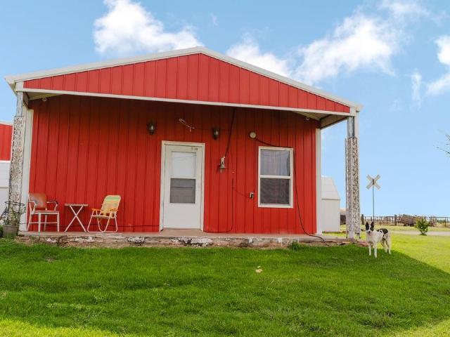 Single Family: MLS #1233
