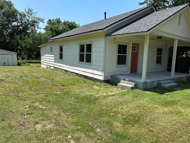 Single Family: MLS #1233
