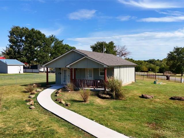 Single Family: MLS #1244