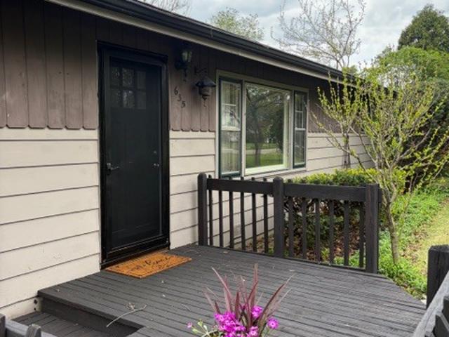 Single Family: MLS #12427