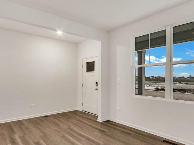 Single Family: MLS #12589