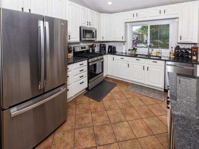 Single Family: MLS #12667