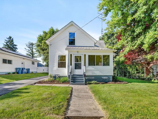 Single Family: MLS #12670