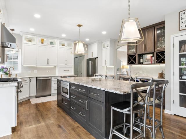 Single Family: MLS #12633