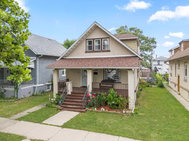 Single Family: MLS #12703