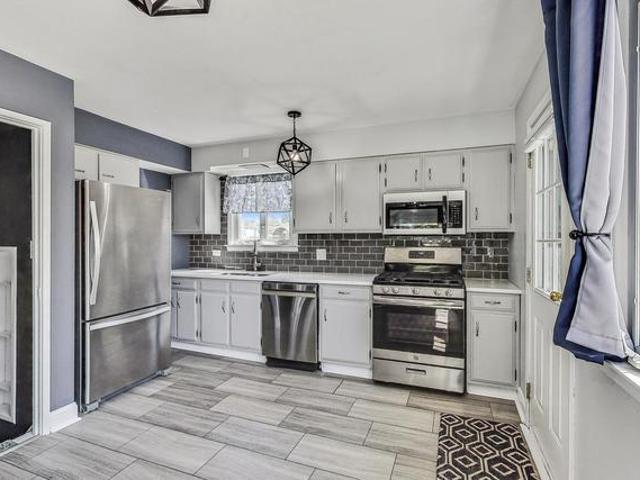 Single Family: MLS #12706