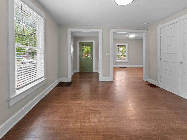 Single Family: MLS #22113