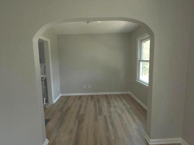 Single Family: MLS #22120