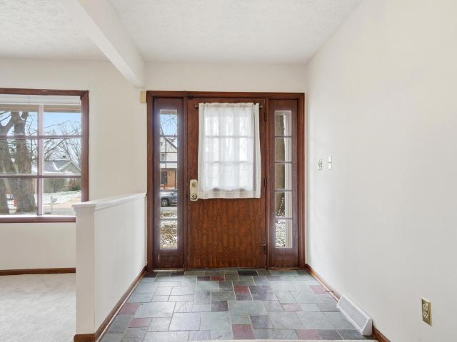 Single Family: MLS #226000