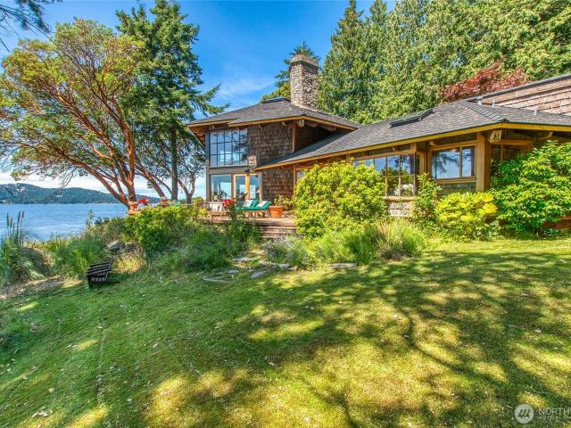 Single Family: MLS #2493