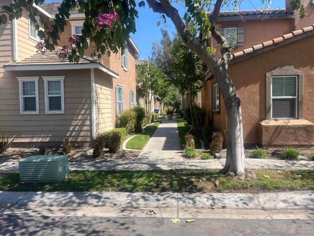 Single Family: MLS #260008 SD