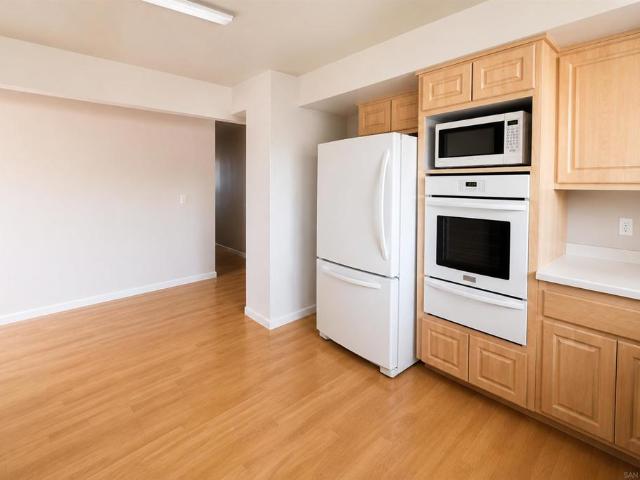 Single Family: MLS #260009 SD