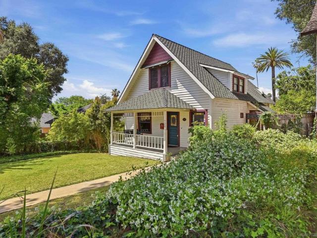 Single Family: MLS #260010 SD
