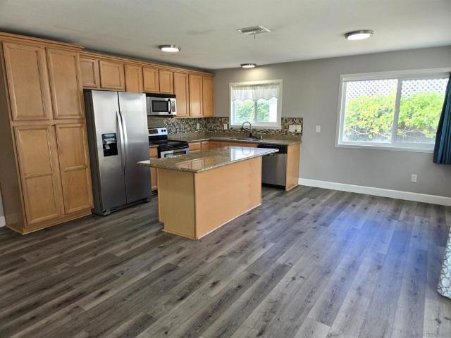 5325 Bonita Dr