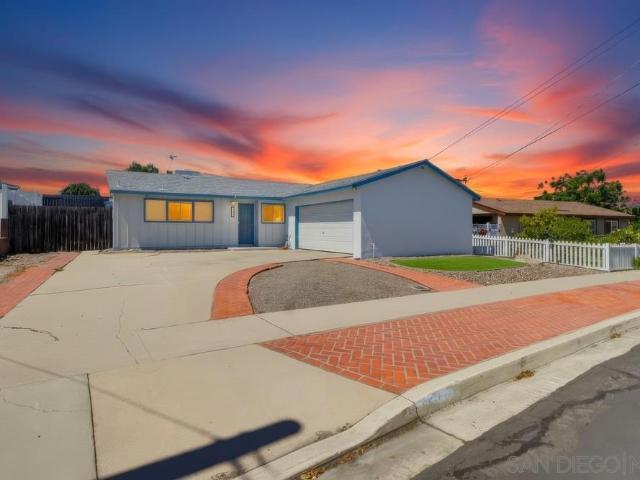 Single Family: MLS #260017 SD