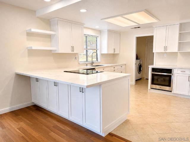 Single Family: MLS #260017 SD