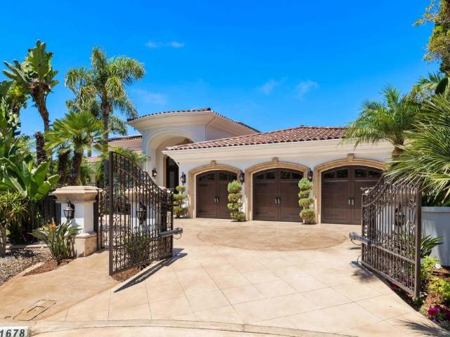 Single Family: MLS #260018 SD