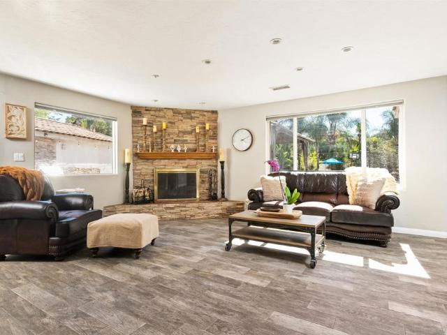 Single Family: MLS #260018 SD