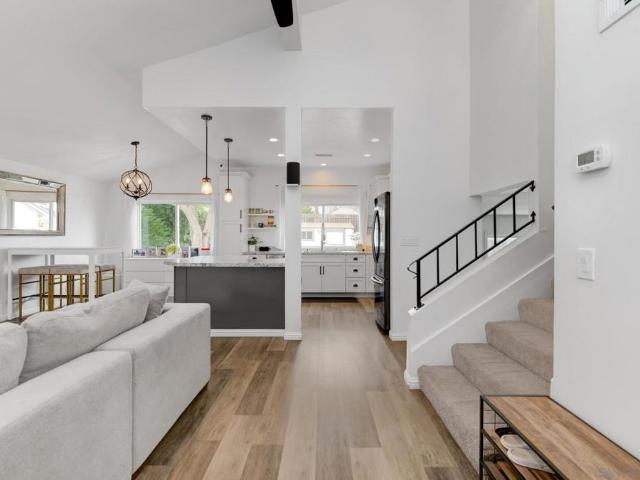 Single Family: MLS #260018 SD