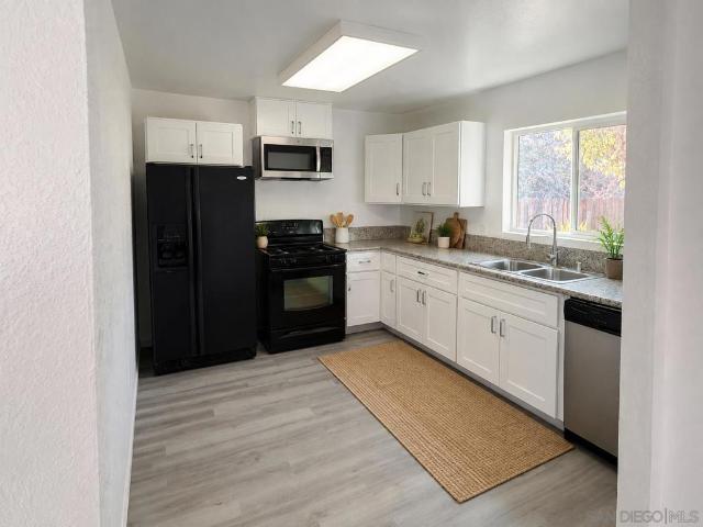 Single Family: MLS #260019 SD
