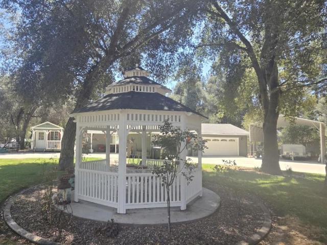 Single Family: MLS #260020 SD