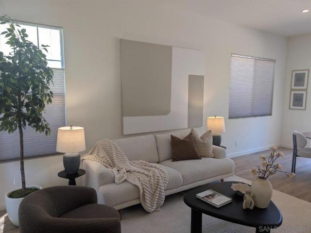Single Family: MLS #260021 SD