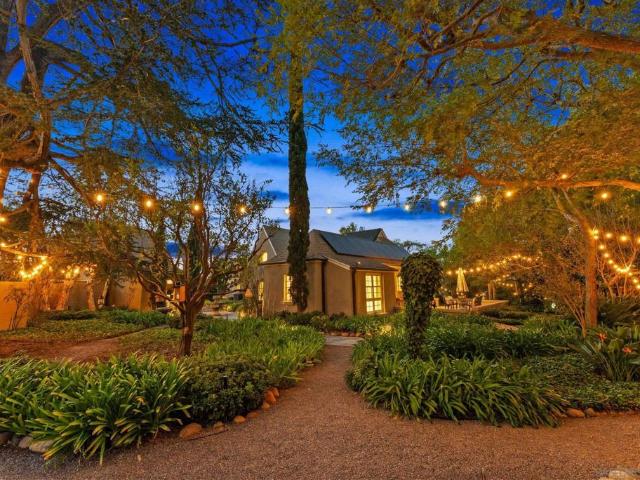 Single Family: MLS #260021 SD