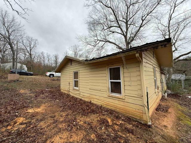 Single Family: MLS #26002