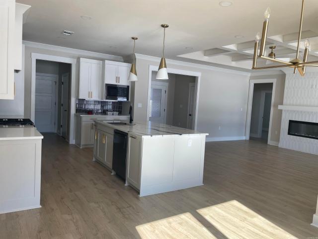Single Family: MLS #26004