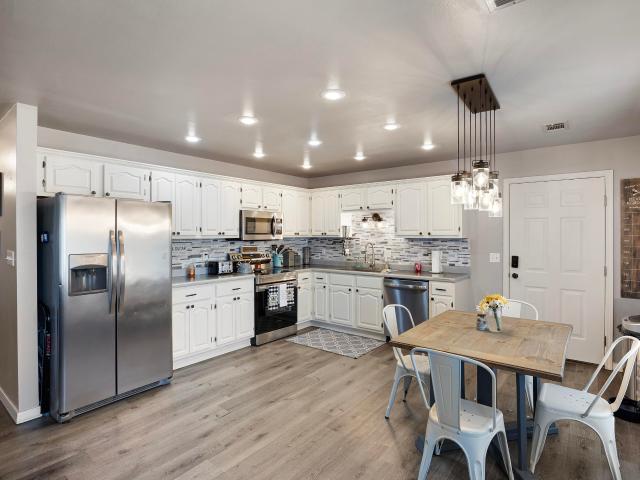 Single Family: MLS #26017