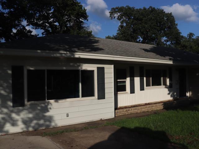 Single Family: MLS #26023
