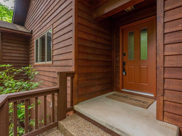 Single Family: MLS #26020
