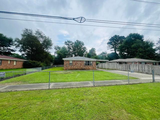 Single Family: MLS #26021