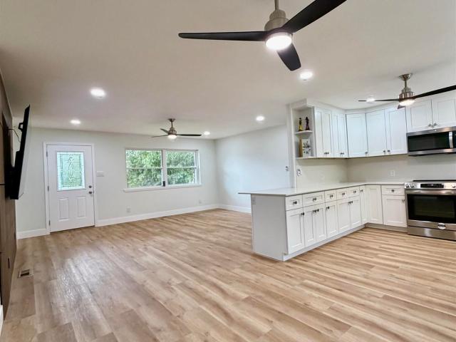 Single Family: MLS #26022