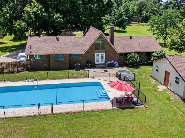 Single Family: MLS #26027